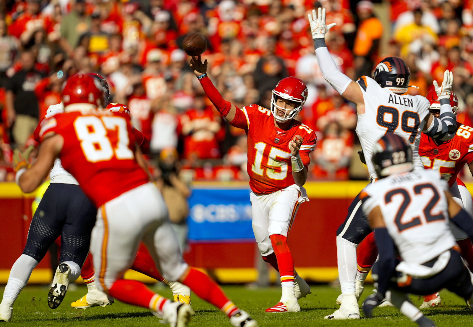 Patrick Mahomes' $504M Extension Hands Denver Broncos a Major Long-Term ...